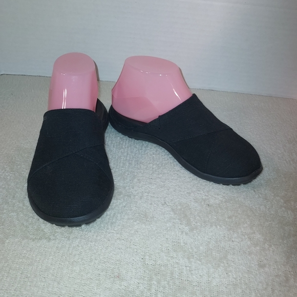 CROCS | Shoes | Crocs Womens Capri Mule Clog Size 5 | Poshmark